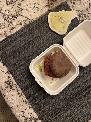 TOXIC BURGER - Updated July 2025 - 39 Photos & 57 Reviews - 285 E ...