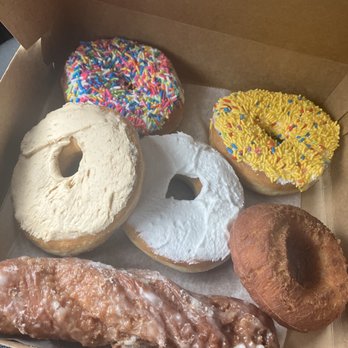 ALLIE’S DONUTS - Updated May 2025 - 381 Photos & 547 Reviews - 3663 ...