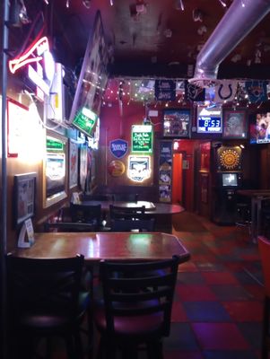 RED FOX TAVERN - Updated December 2025 - 13 Reviews - 301 Marion Ave ...
