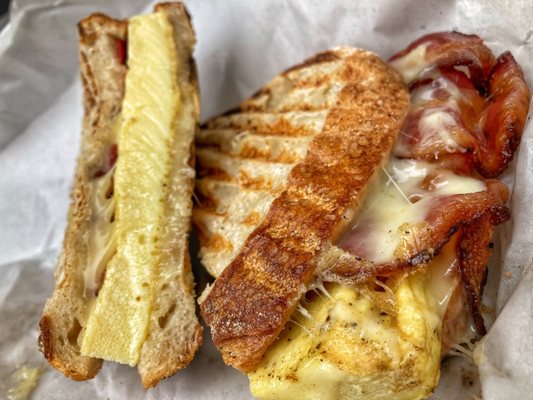 BORN & BREAD NANTUCKET - Updated September 2025 - 70 Photos & 60 ...