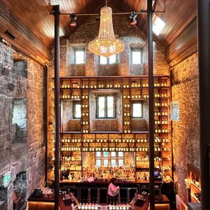 HAMPTONS - Updated January 2026 - 37 Photos & 30 Reviews - Henry Street ...