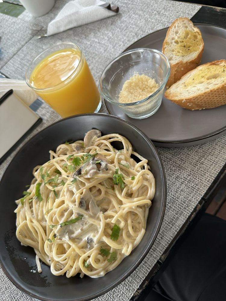 LE COQ EXPRESS - Updated April 2025 - 18 Photos - Avenida 10 S/N, Playa ...