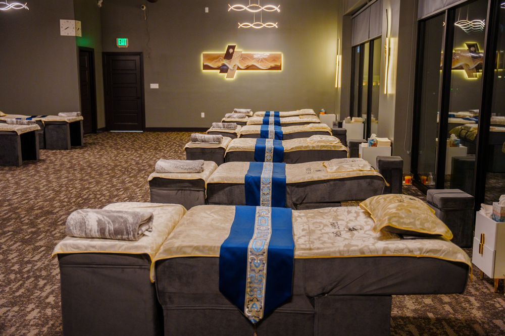 FOOT SPA - Updated July 2025 - 14 Reviews - 595 N Bluff St, St. George ...