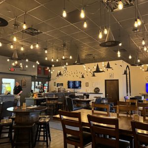 HAMILTON FAMILY RESTAURANT - Updated July 2024 - 34 Photos & 77 Reviews ...