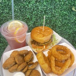 BURGERLICIOUS - Updated August 2024 - 171 Photos & 93 Reviews - 1565 W ...