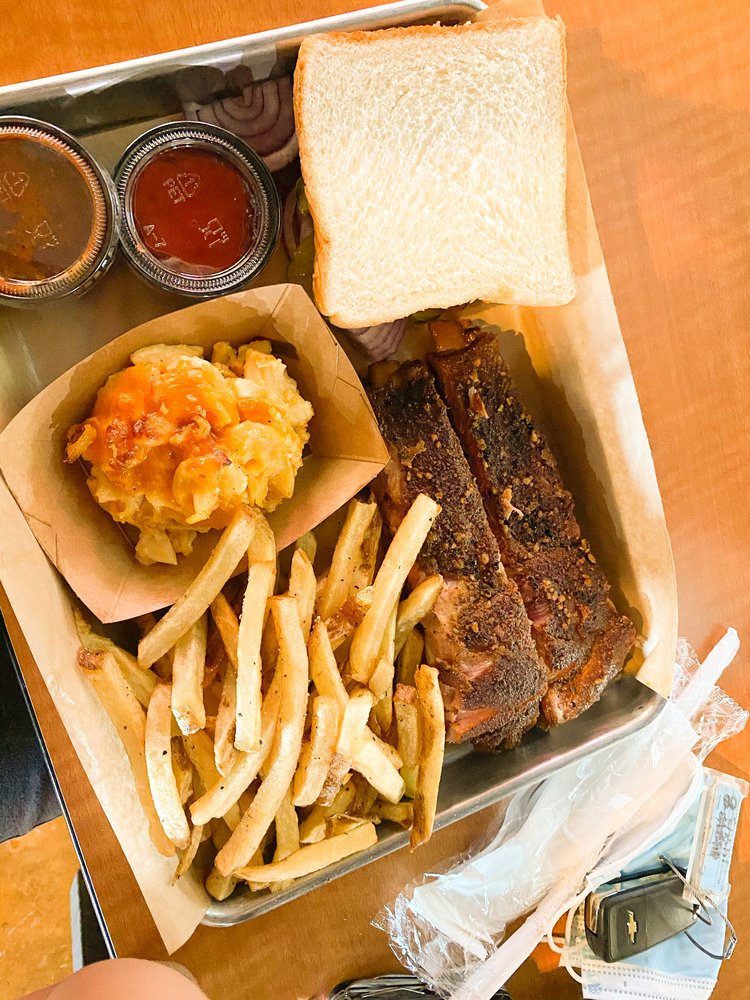 COACH’S SMOKE - MCGREGOR - Updated March 2025 - 53 Photos & 98 Reviews ...