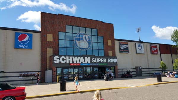 SCHWAN’S SUPER RINK - Skating Rinks - 1850 105th Ave NE, Minneapolis ...