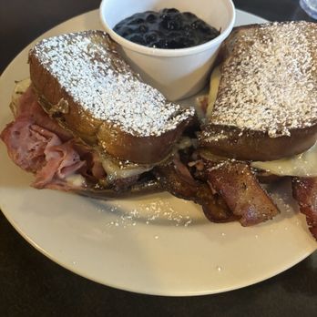 MCSHANE’S IRISH PUB- DOWNTOWN DETROIT - Updated December 2025 - 475 ...