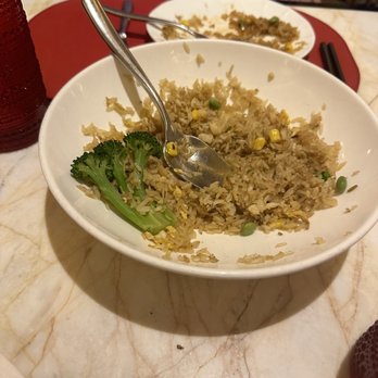 RED 8 - Updated October 2024 - 465 Photos & 160 Reviews - 1 Broadway ...