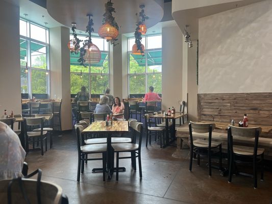 EGGIES - Updated June 2025 - 54 Photos & 11 Reviews - 5395 Robinhood ...