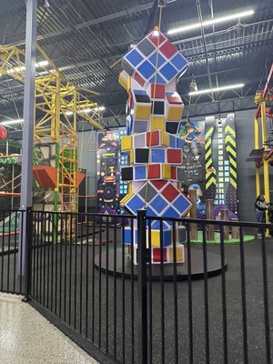 FLIP FACTORY ZONE - Updated January 2026 - 29 Photos - 5422 Forest Dr ...