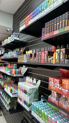 BOB SMOKE SHOP - Updated September 2025 - 1118 W Kennedy Blvd, Tampa ...