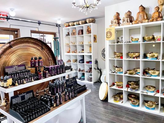 ANGELIC ROOTS - Updated October 2025 - 14 Photos - 8612 S Market Pl ...