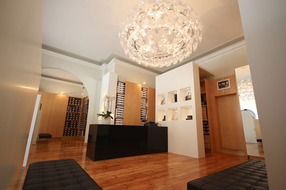 FERRARIS - Corso Roma 7, Borgomanero, Verbano-Cusio-Ossola, Italy ...