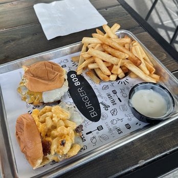 BURGER 809 - Updated September 2025 - 30 Photos & 15 Reviews - 808 ...