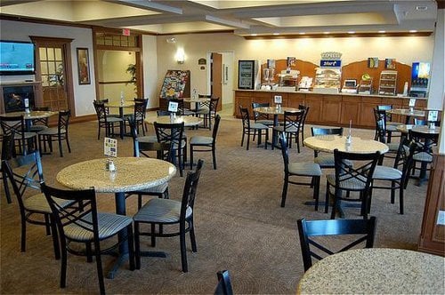 HOLIDAY INN EXPRESS & SUITES HOWELL - 22 Photos & 17 Reviews - 1397 N ...