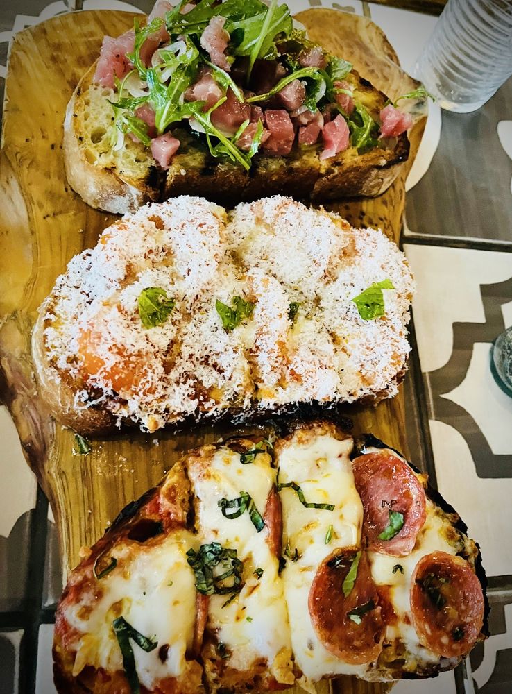 GROTTO DOWNTOWN - Updated August 2024 - 880 Photos & 569 Reviews - 1001 ...