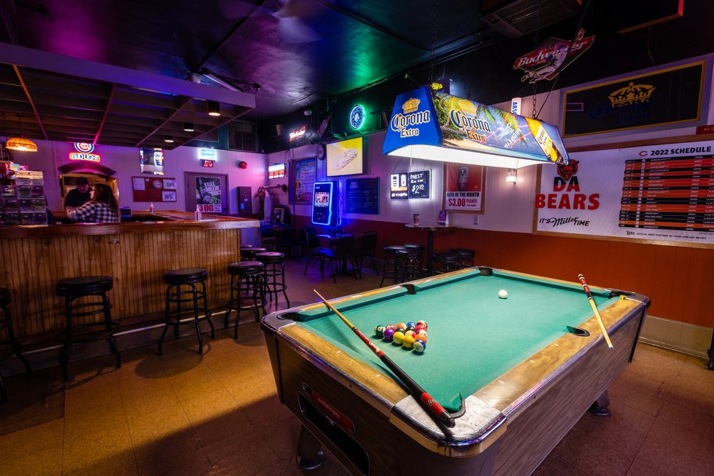 EATON’S REDWOOD - Updated September 2025 - 21 Photos - 118 W Chicago St ...