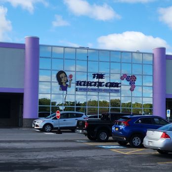 THE ECLECTIC CHIC - Updated December 2025 - 48 Photos & 14 Reviews ...