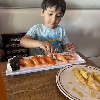 SUSHI OK - Updated September 2025 - 1612 Photos & 1302 Reviews - 5228 ...