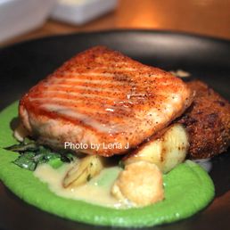 PINE RESTAURANT - Updated December 2025 - 231 Photos & 250 Reviews - 2 ...