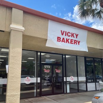 VICKY BAKERY- PLANTATION - Updated December 2025 - 64 Photos & 40 ...