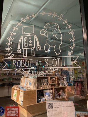ROBOT VS SLOTH - Updated February 2025 - 109 Photos & 58 Reviews - 1535 ...