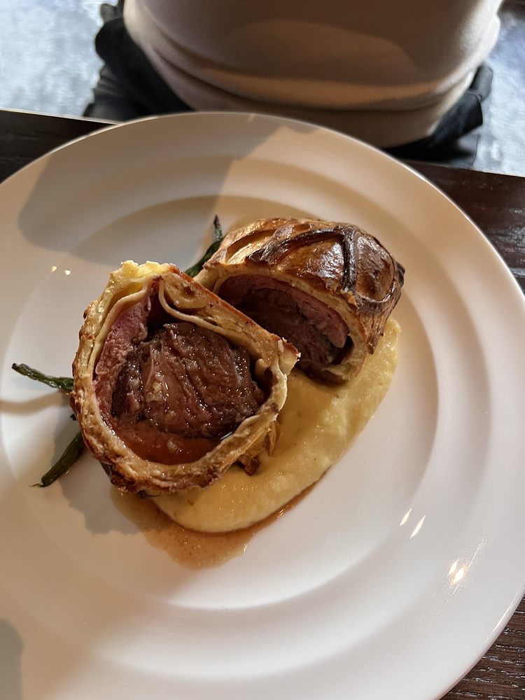 ESSENCE RESTAURANT + BAR - 17 Reviews - 333 Nibco Pkwy, Elkhart ...