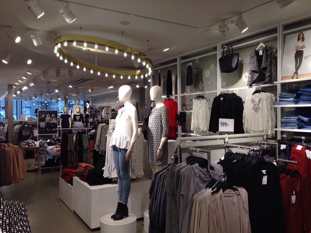 HM HENNES & MAURITZ - Updated June 2025 - Långholmsgatan, Stockholm ...