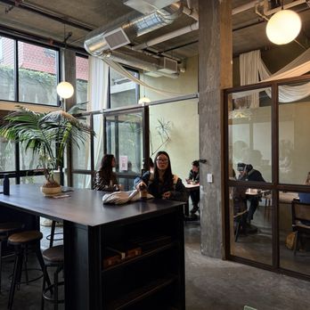 HINAR DESSERT BAR & CAFE - Updated March 2025 - 1679 Photos & 495 ...