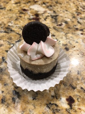 VEGAS BAKERY - Updated September 2024 - 99 Photos & 43 Reviews - North ...