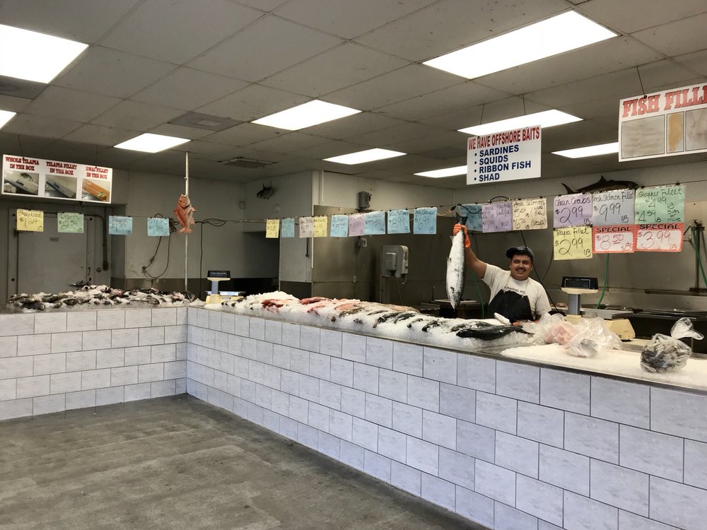 WATERFRONT SEAFOOD - Updated October 2025 - 506 Waterfront Dr, Seabrook ...