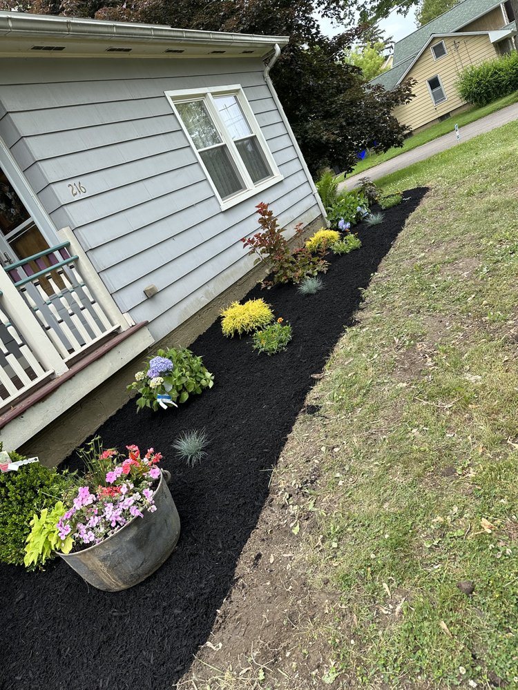 ROYAL LANDSCAPING & LAWNCARE - Updated May 2025 - 12 Photos - Buffalo ...