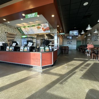 WINGSTOP - Updated January 2026 - 40 Photos & 47 Reviews - 31200 State ...