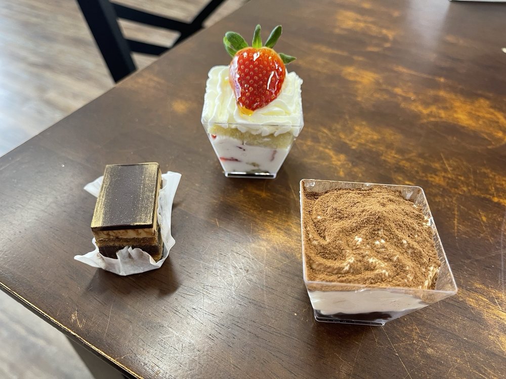 OOH LA LA BAKERY - Updated December 2025 - 138 Photos & 121 Reviews - 2600 University Blvd W ...