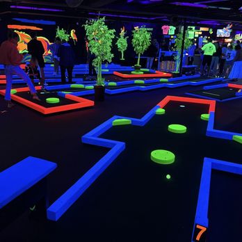 GLOW PUTT MINI GOLF - Updated June 2024 - 279 Photos & 344 Reviews ...