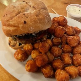 THE ANGRY GOAT PUB & KITCHEN - Updated June 2025 - 184 Photos & 238 ...