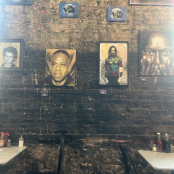 BLUE MOON TOO - Updated November 2024 - 1235 Photos & 670 Reviews ...