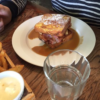 HUMBUG CAFE - Updated August 2025 - 14 Photos & 18 Reviews - 32 Rua Rd ...