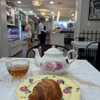 CHEZ ALICE - Updated November 2024 - 99 Photos & 54 Reviews - 15 Bridge ...