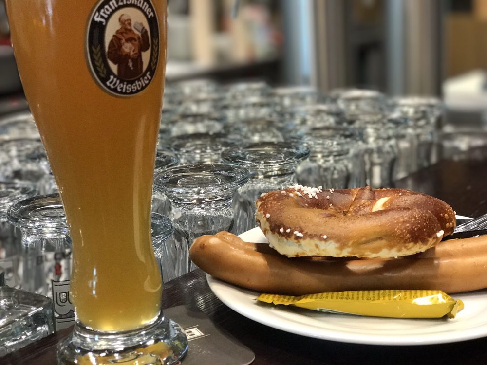 REINGOLD BAR - Updated October 2025 - 17 Photos - Terminal 1 ...