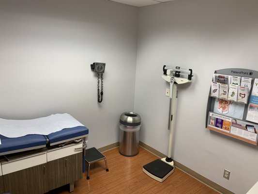 SURINDER SAINI, MD - STOMACH DOCTOR - Updated December 2025 - 10 Photos ...