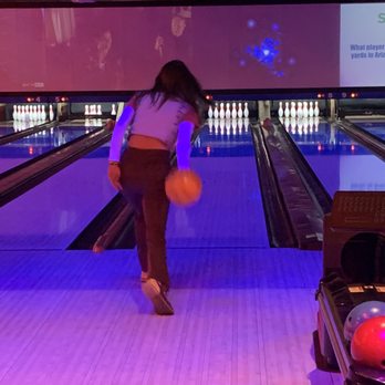 BOWLERO GLENDALE - Updated June 2024 - 52 Photos & 68 Reviews - 17210 N ...