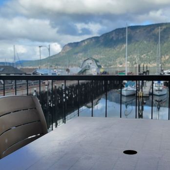 COW BAY MARINE PUB - Updated January 2026 - 23 Photos & 17 Reviews ...