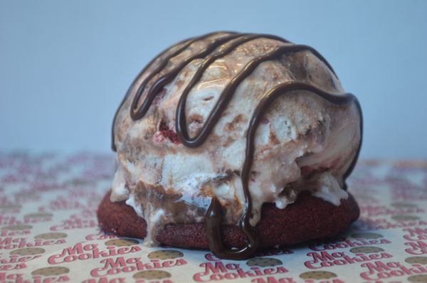 MO COOKIES - Updated June 2025 - 35 Photos & 34 Reviews - 1705 W ...