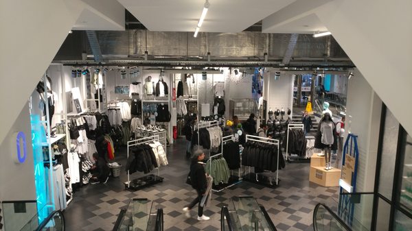 PRIMARK - 31 Photos & 15 Reviews - Damrak 77, Amsterdam, Noord-Holland ...