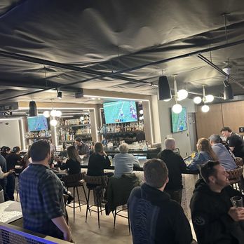 BIRDEEZ - Updated September 2025 - 254 Photos & 85 Reviews - 151 N ...