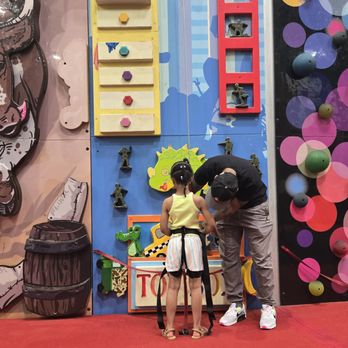 CLIMBZONE LAUREL - Updated December 2025 - 238 Photos & 163 Reviews ...