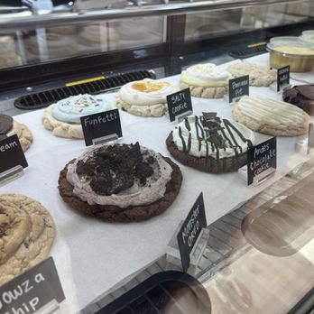 WOWZA BAKERY - Updated November 2025 - 13 Photos - 2440 US-89, Woods ...