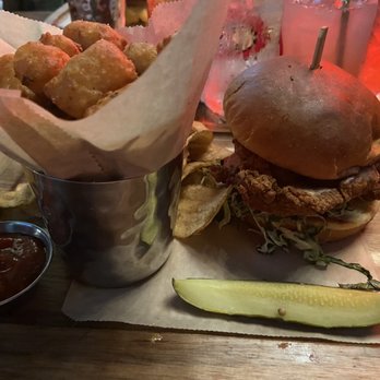 FINNEYS CRAFTHOUSE - PORTER RANCH - Updated June 2025 - 1398 Photos ...